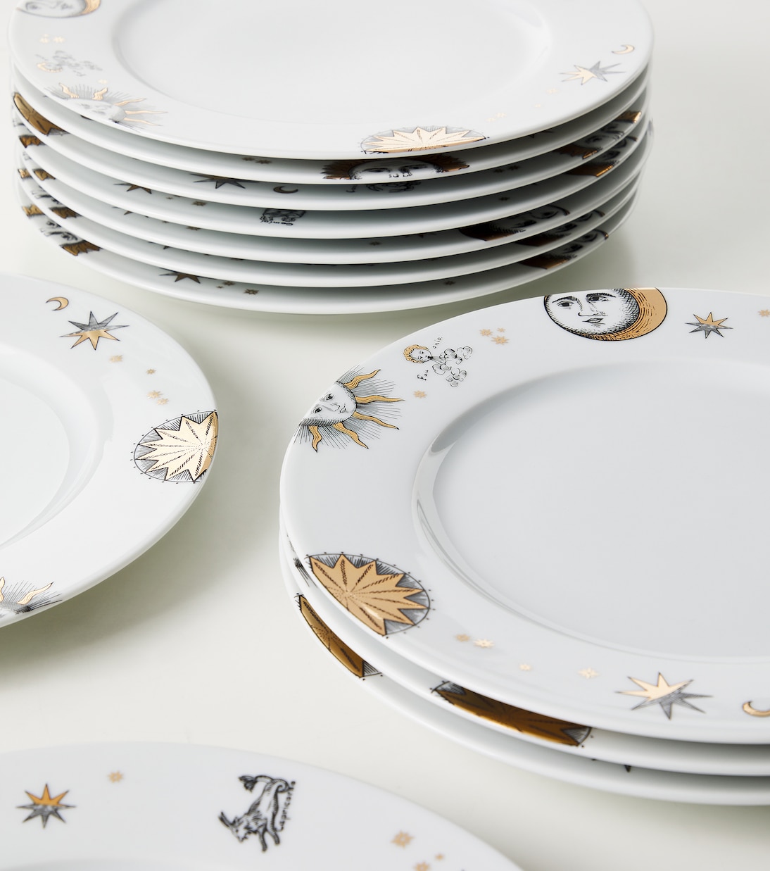 Astronomici set of 12 porcelain dinner plates in white - Fornasetti ...
