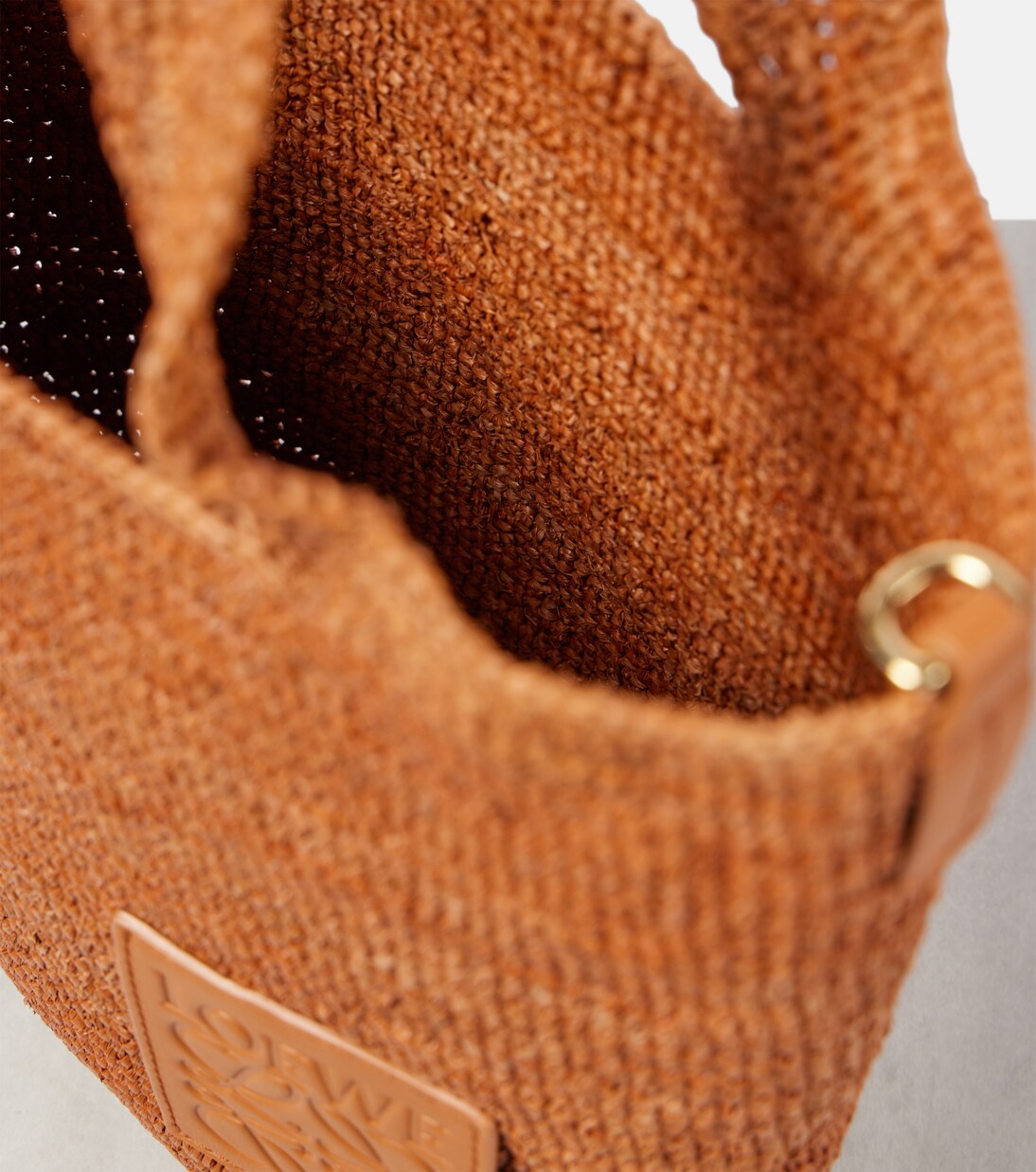 Slit Mini raffia tote bag in brown - Loewe | Mytheresa