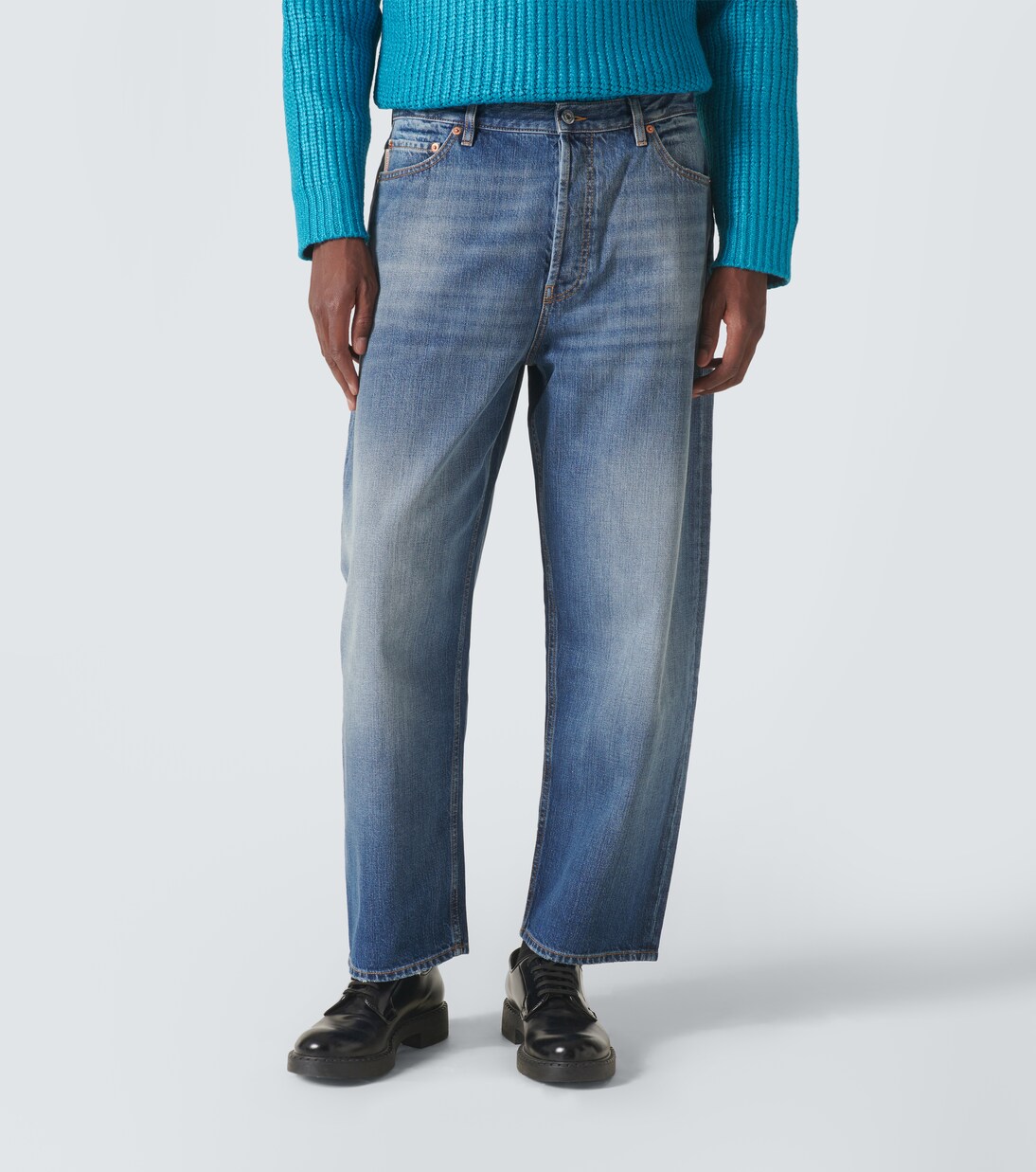 Cropped barrel-leg jeans in blue - Valentino | Mytheresa