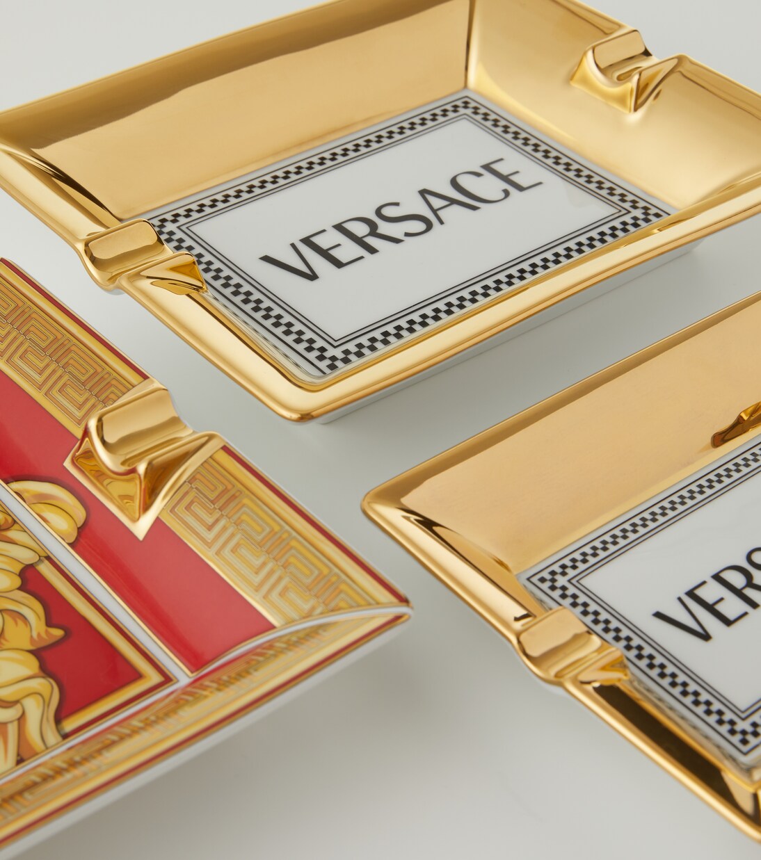 Medusa Rhapsody ashtray in gold - Versace Home | Mytheresa