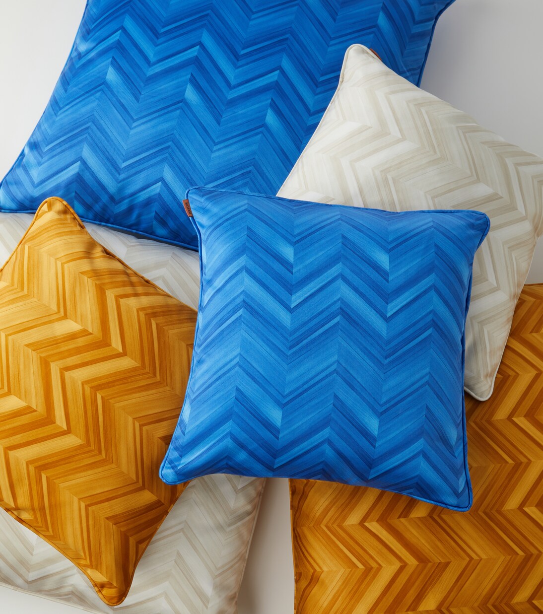 Layers Inlay Small cushion in white - Missoni | Mytheresa