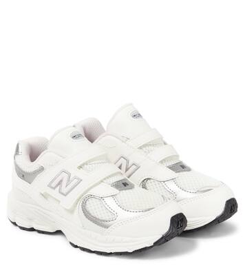 2002 Hook Loop sneakers in white New Balance Kids Mytheresa